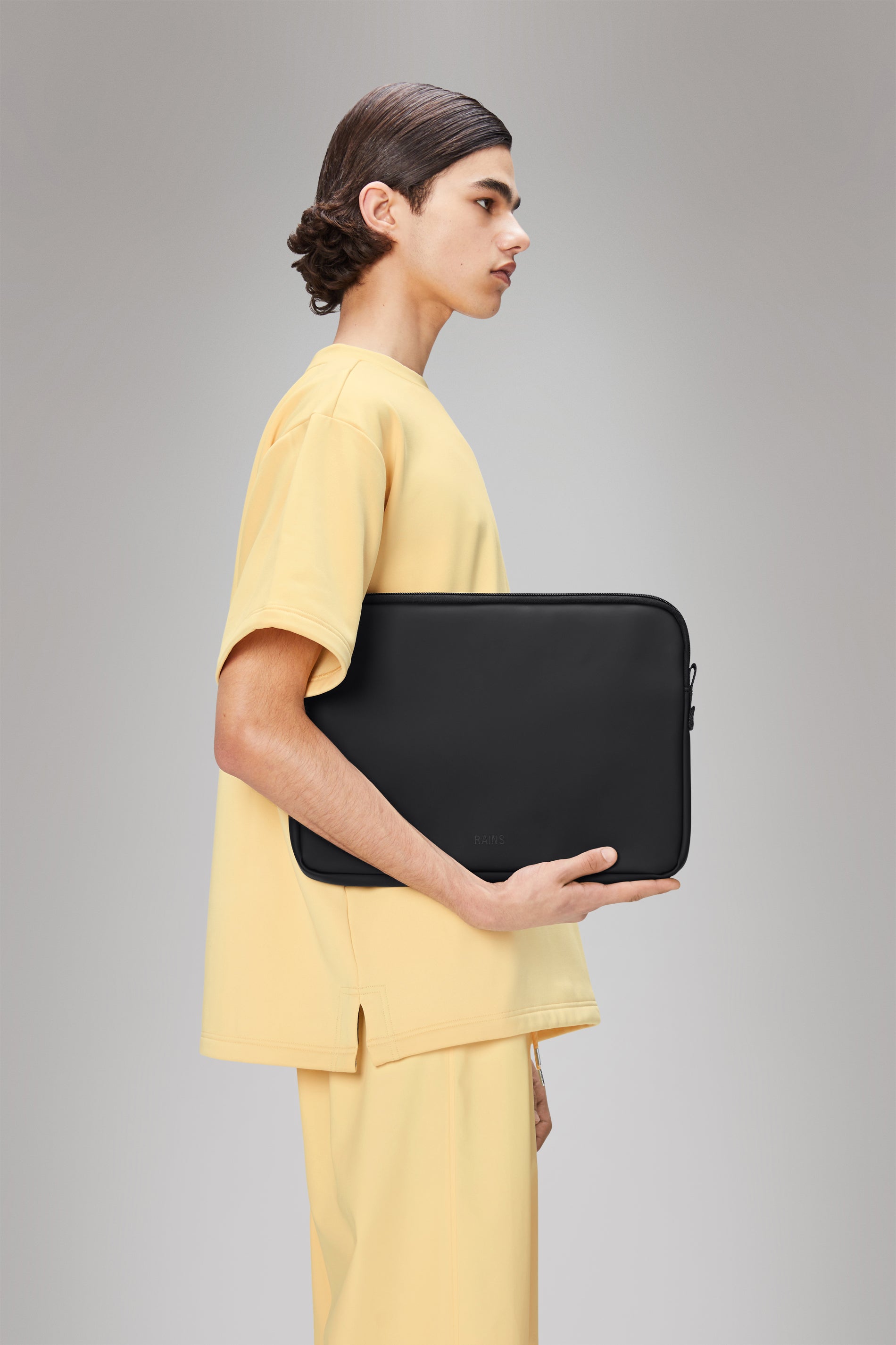 Rains® Trail Laptop Case 15″/16″ in Black for $75 | Free Shipping