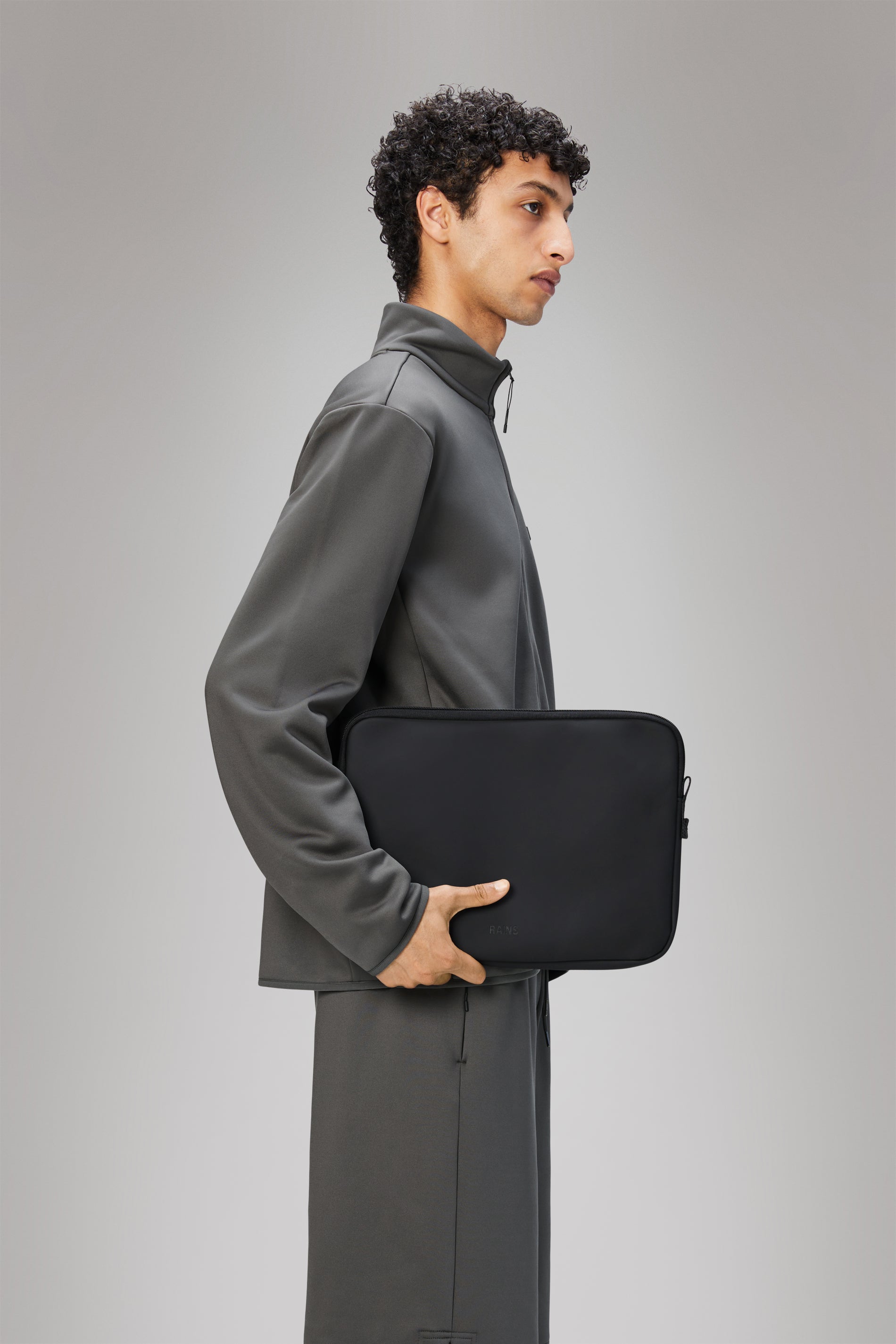 Rains® Trail Laptop Case 13″/14″ in Black for $75 | Free Shipping