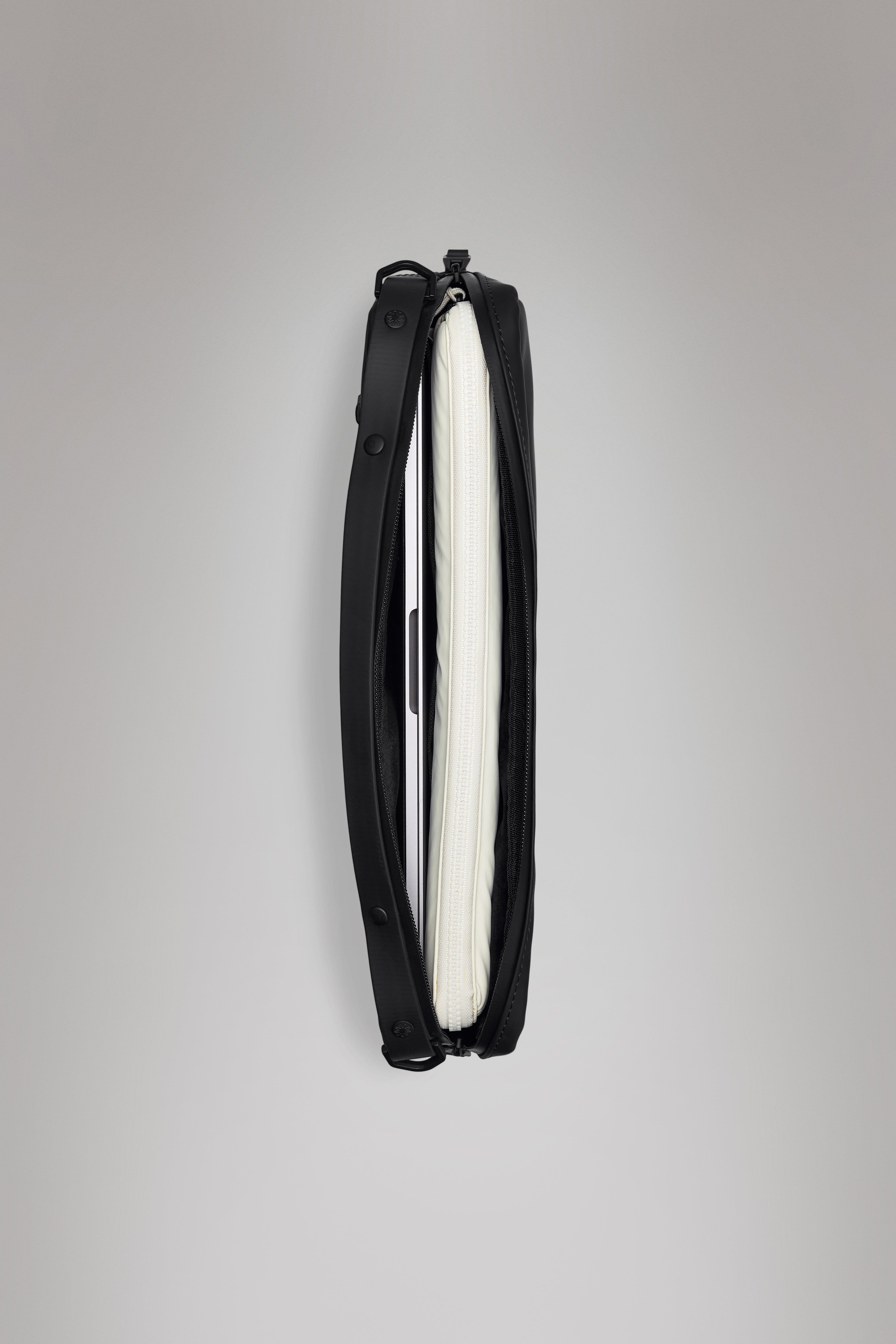 Rains® Laptop Bag 13″/14″ in Black for $95 | Free Shipping